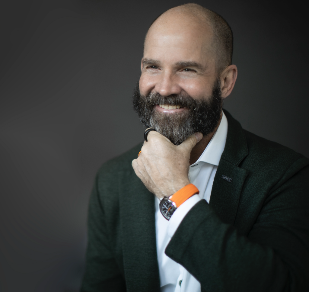 Rich Lyons | SimplyBe. Agency